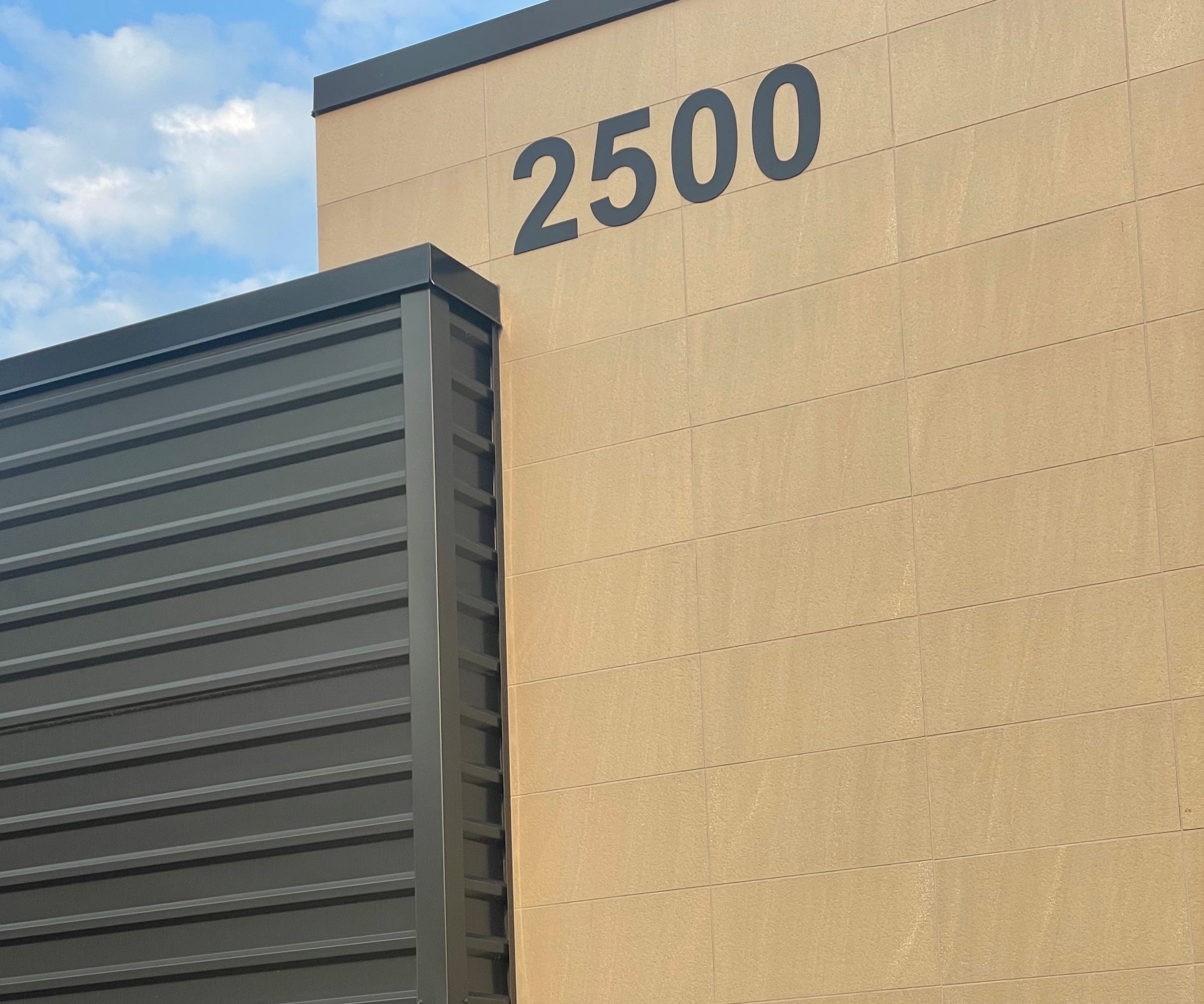 Commercial Building Numbers – Discovered Designs